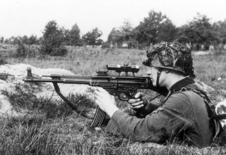 10 Important Machine Guns of World War Two | History Hit