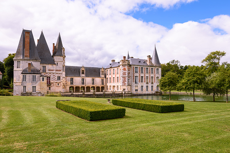 Alencon Castle | Attraction Guides | History Hit