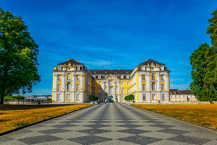 Bruhl Palaces - History and Facts | History Hit