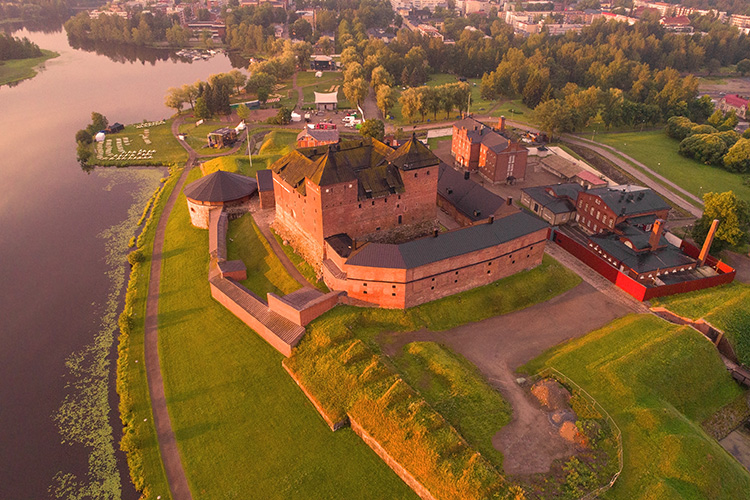 Hame Castle - History and Facts | History Hit