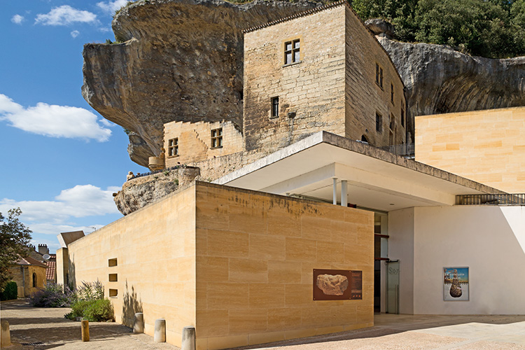 Musee National de Prehistoire - History and Facts | History Hit