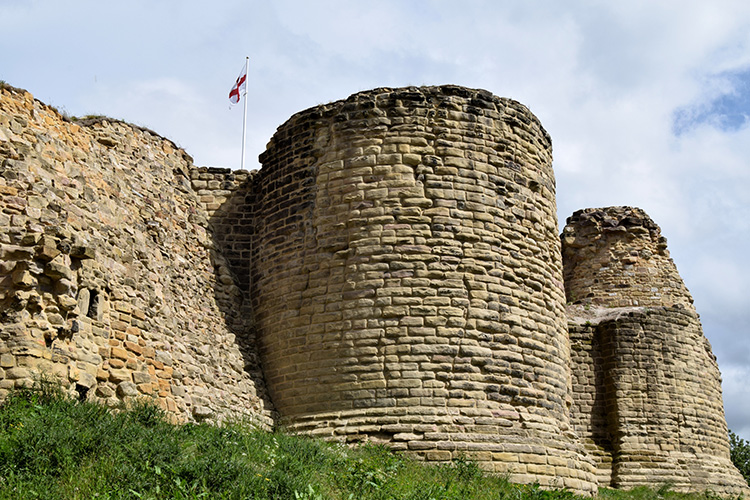 Pontefract Castle - History and Facts | History Hit