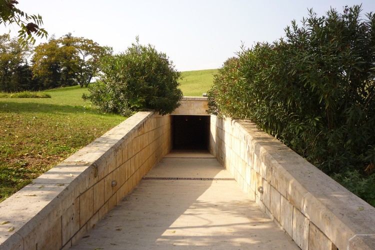 Vergina Museum - History and Facts | History Hit