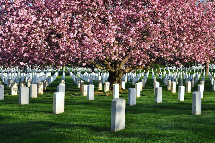 10 of the World’s Most Beautiful Cemeteries to Visit | Historical ...
