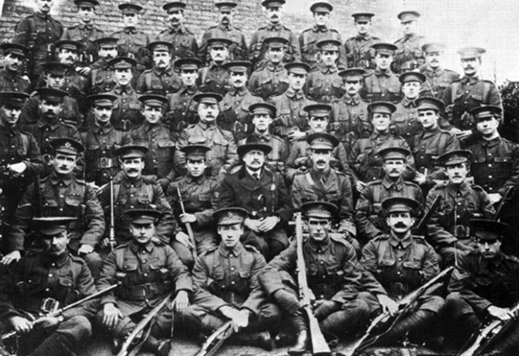 Uniforms of World War One: The Clothing That Made the Men | History Hit
