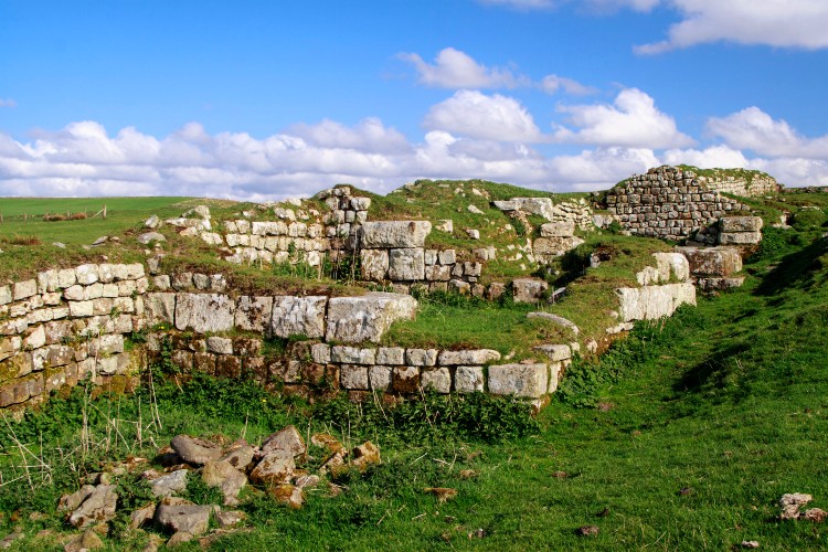The 5 Best Roman Aqueducts in Britain | Historical Landmarks | History Hit