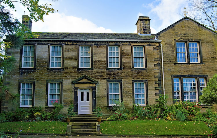 Brontë Parsonage Museum - History and Facts | History Hit