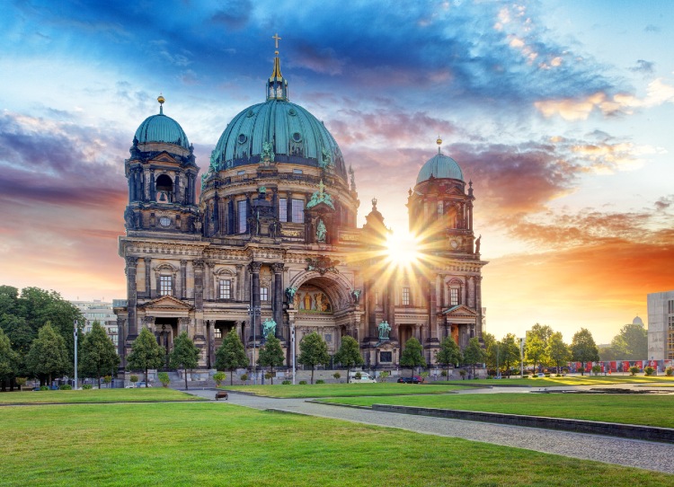 10 Historic Places to See in Berlin | Historical Landmarks | History Hit