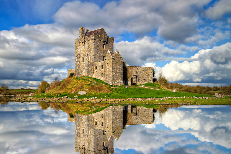 Dunguaire Castle - History and Facts | History Hit