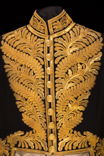 Royal Style: 6 Pieces From the Royal Ceremonial Dress Collection That ...