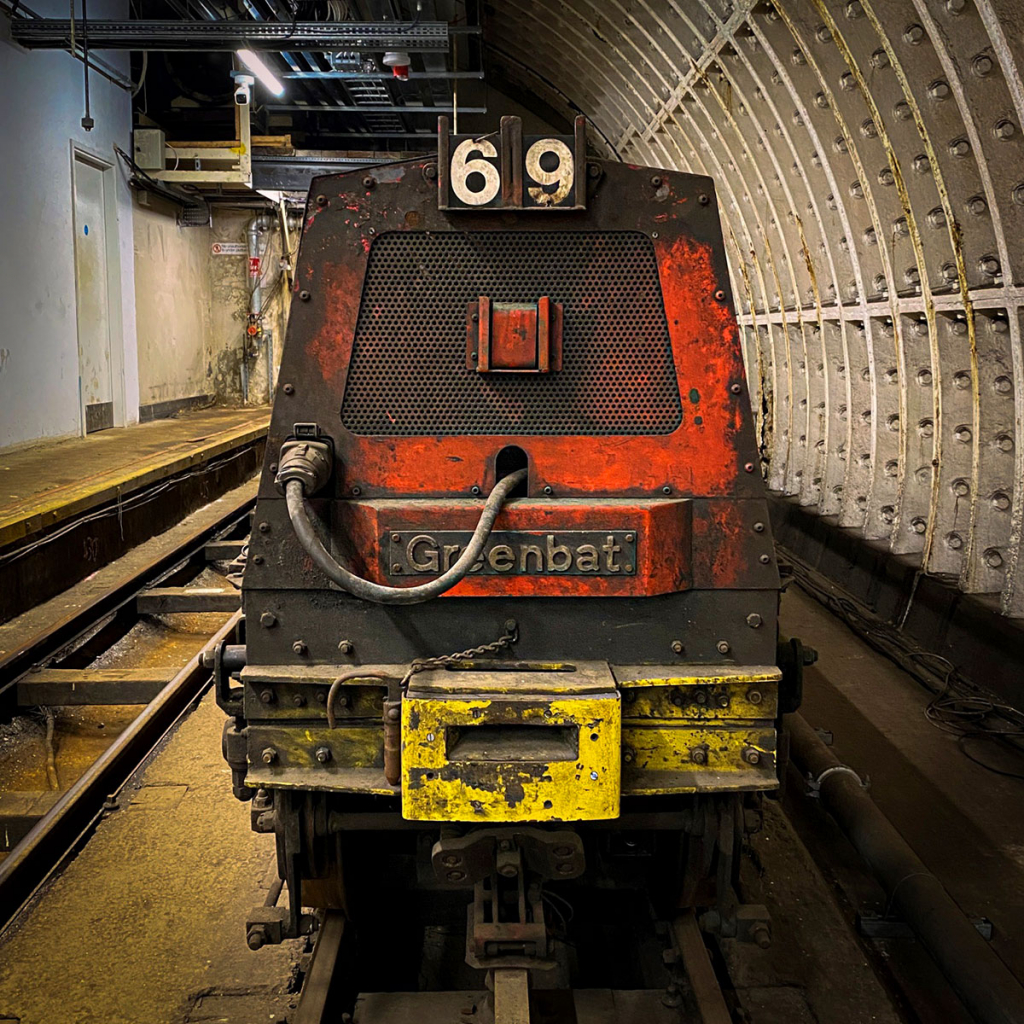 13 Haunting Photos From the Postal Museum’s Abandoned Mail Rail ...