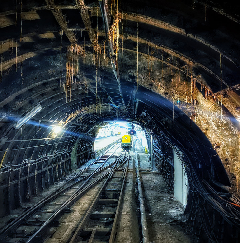 13 Haunting Photos From the Postal Museum’s Abandoned Mail Rail ...