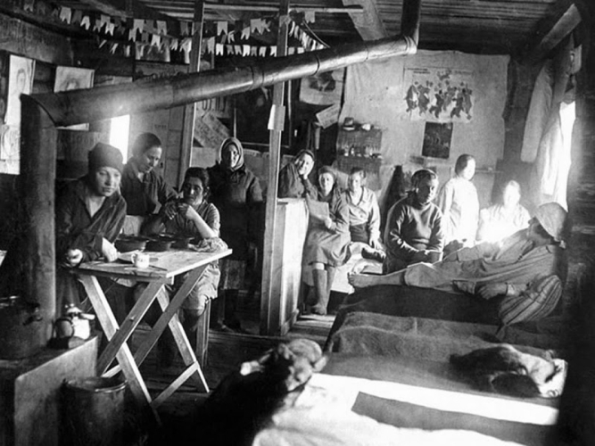 Faces from the Gulag: Photos of Soviet Labour Camps and their Prisoners ...