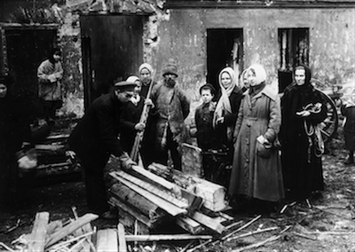 War Communism: Lenin’s Plan to Bolster the Red Army | History Hit