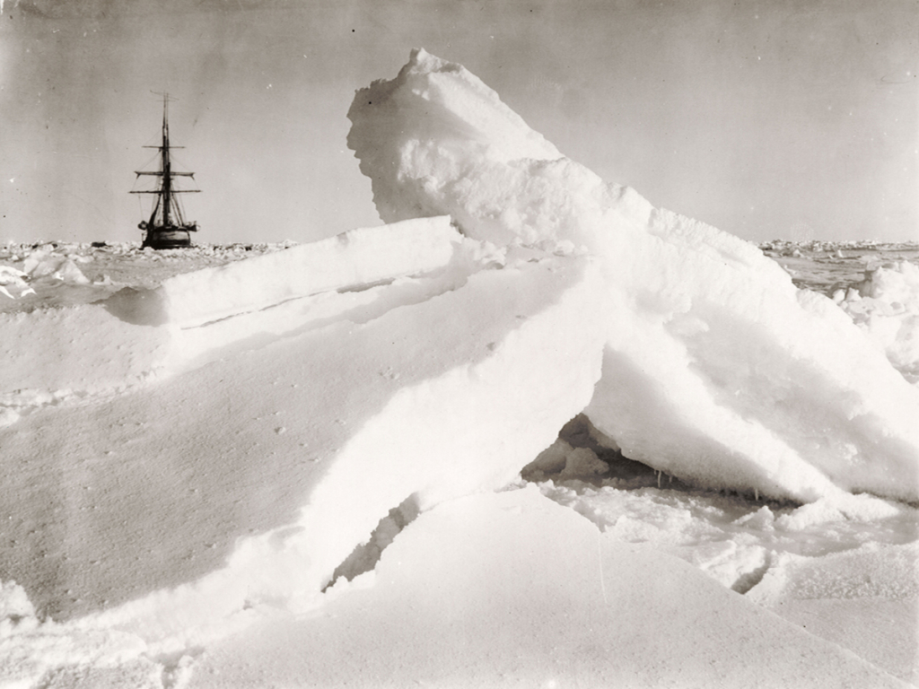 Frank Hurley’s Photographs of Shackleton’s Disastrous Endurance ...