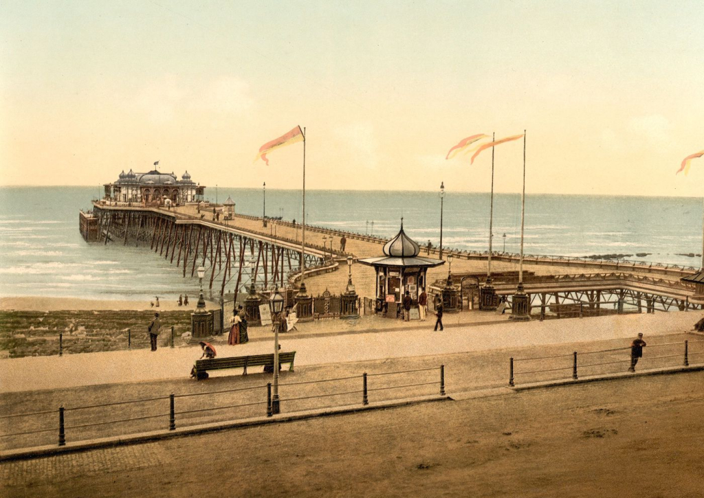 The Rise and Demise of Britain’s Victorian Pleasure Piers | History Hit