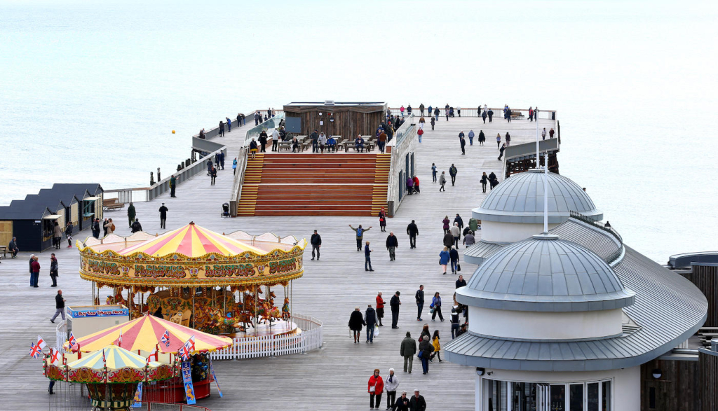 The Rise and Demise of Britain’s Victorian Pleasure Piers | History Hit