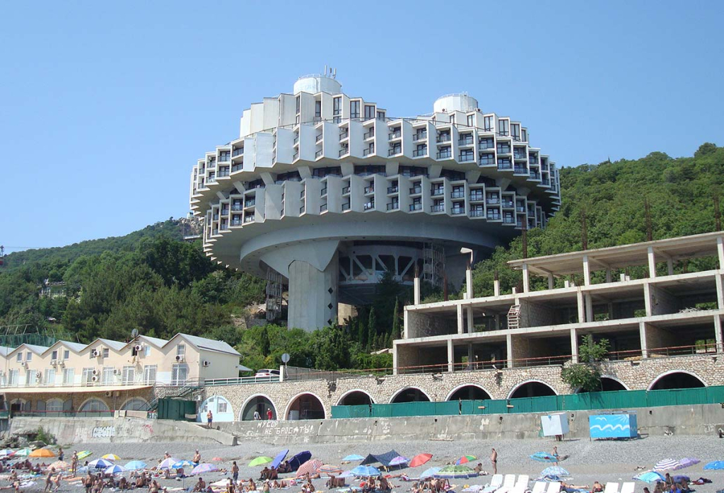 Striking Examples of Soviet Brutalist Architecture | History Hit