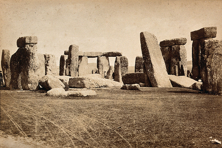 10 Facts About Stonehenge | History Hit