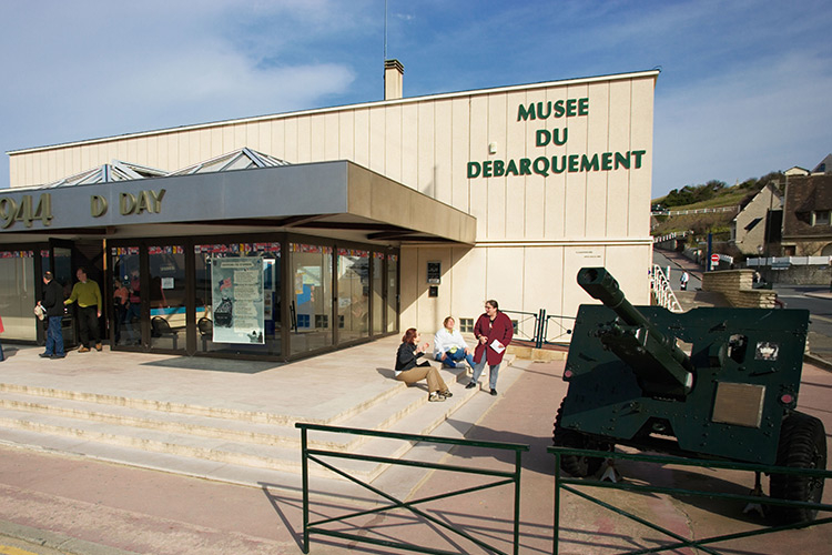 Gold Beach Museum - History and Facts | History Hit
