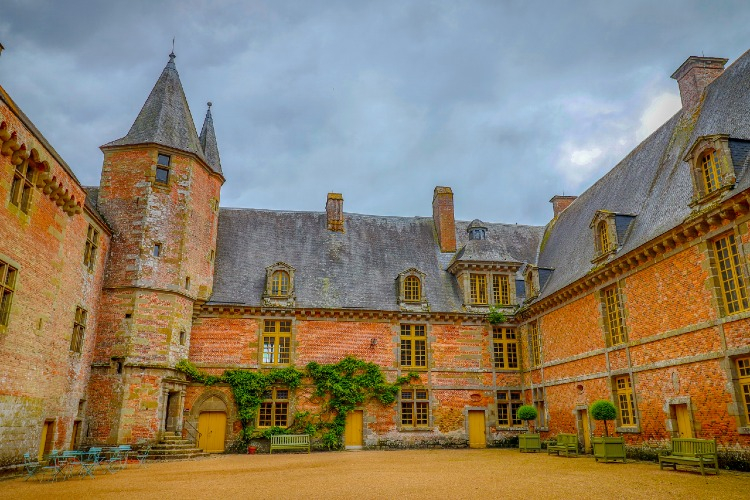 Carrouges Castle - History and Facts | History Hit