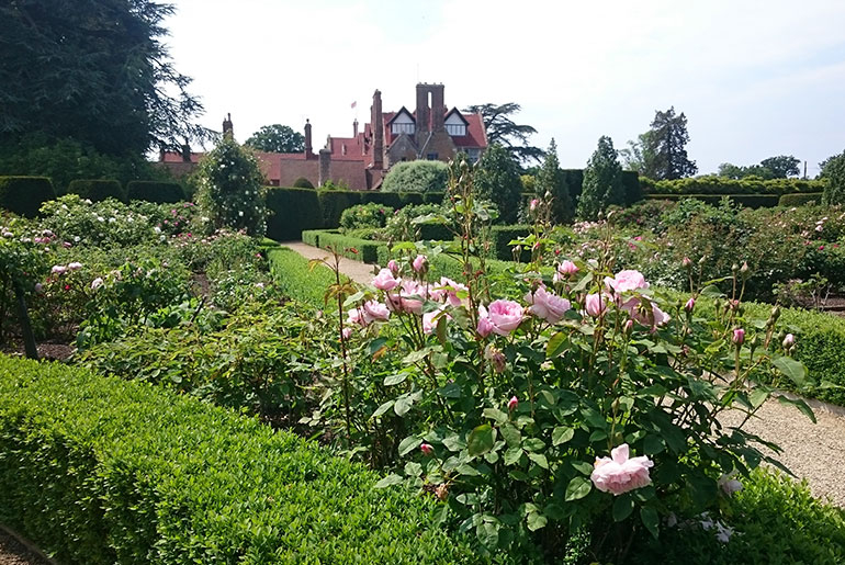 Loseley Park - History and Facts | History Hit