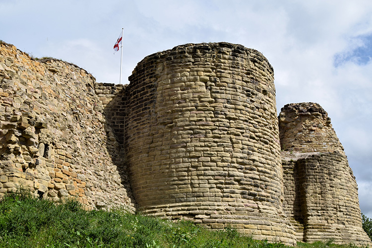 Pontefract Castle - History and Facts | History Hit