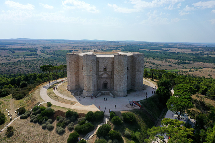 Castel del Monte - History and Facts | History Hit