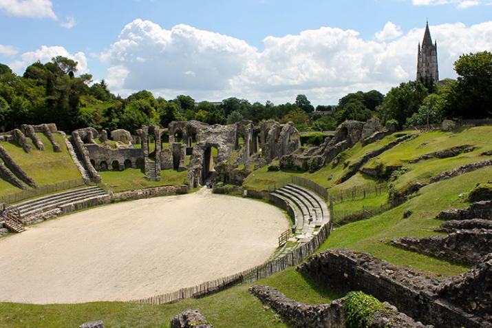 Ancient Amphitheatres in France | Travel Guides | History Hit