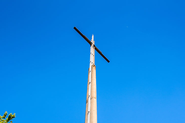 The Joan of Arc Memorial Cross - History and Facts | History Hit