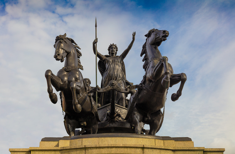 Boadicea and Her Daughters Statue - History and Facts | History Hit