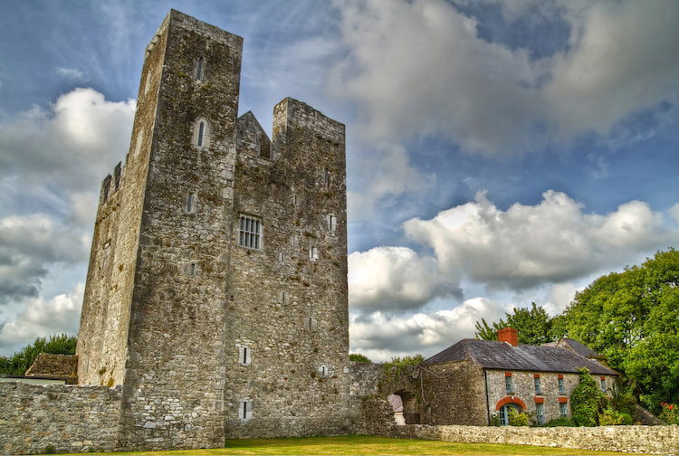 Barryscourt Castle - History and Facts | History Hit