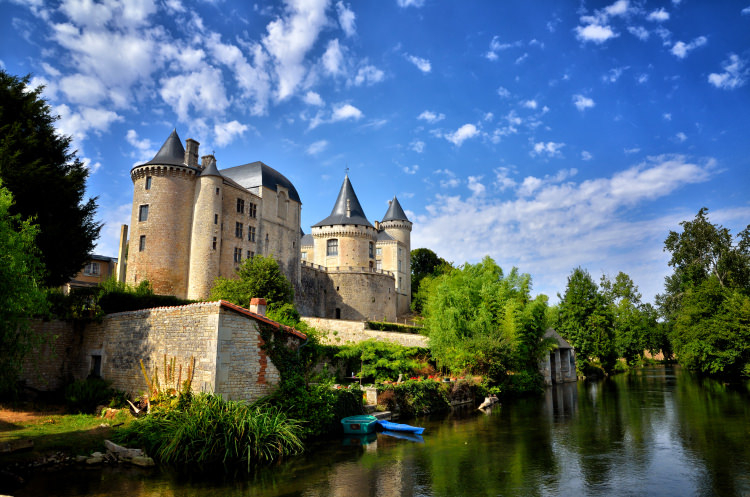 Verteuil Castle - History and Facts | History Hit