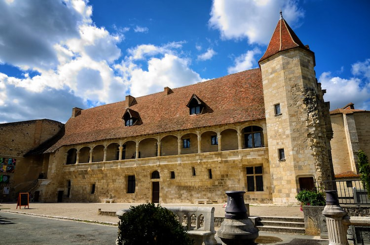 Nérac Castle - History and Facts | History Hit