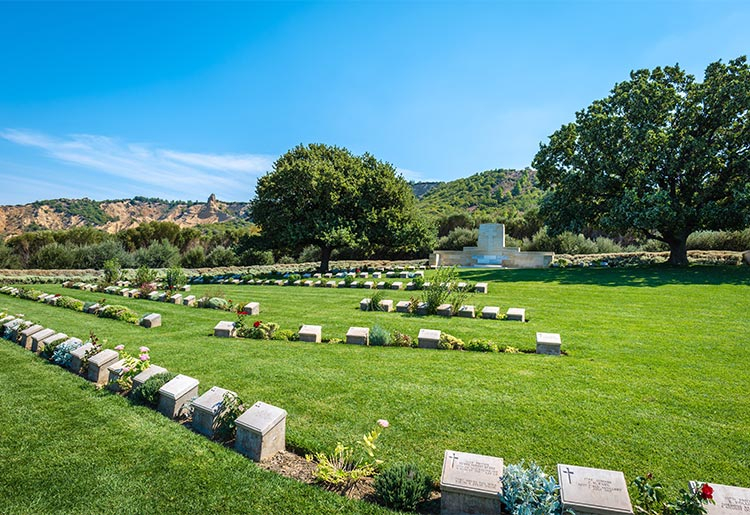 Ari Burnu Cemetery - History and Facts | History Hit